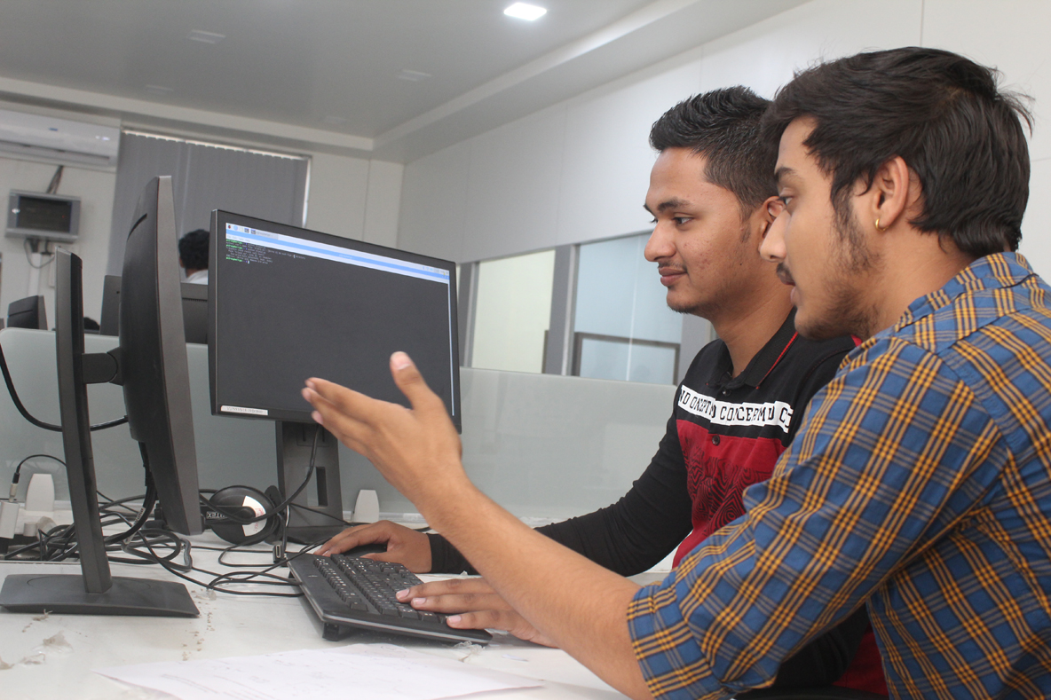 B.Sc. (Hons) Computer Science | AI & Cloud Specializations | Admissions ...