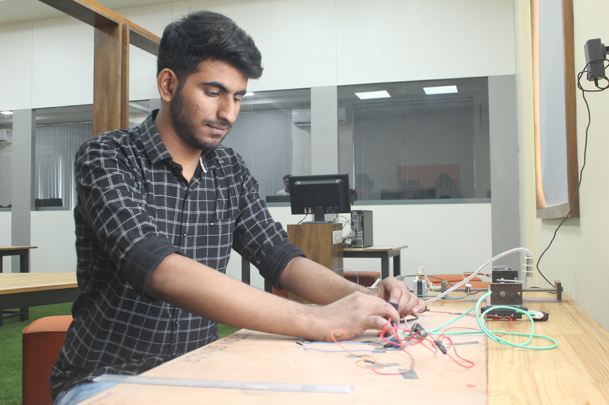 B.Sc. (Hons) Computer Science | AI & Cloud Specializations | Admissions ...